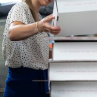 Réception de marchandise : étapes, obligations légales et conseils